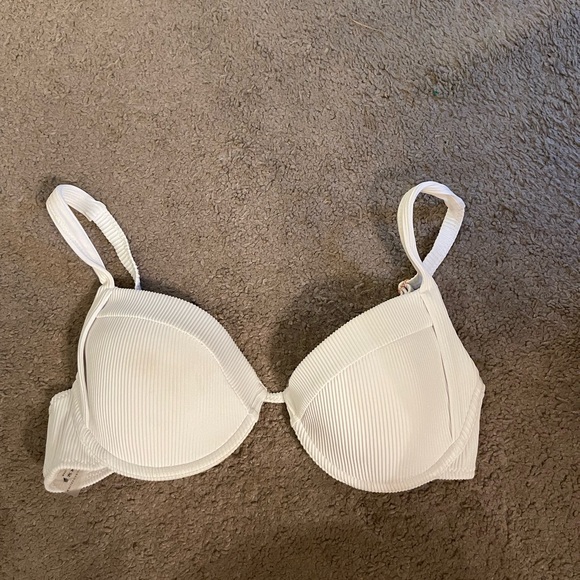 White Fox Boutique | Swim | White Fox Boutique White Bikini Top | Poshmark